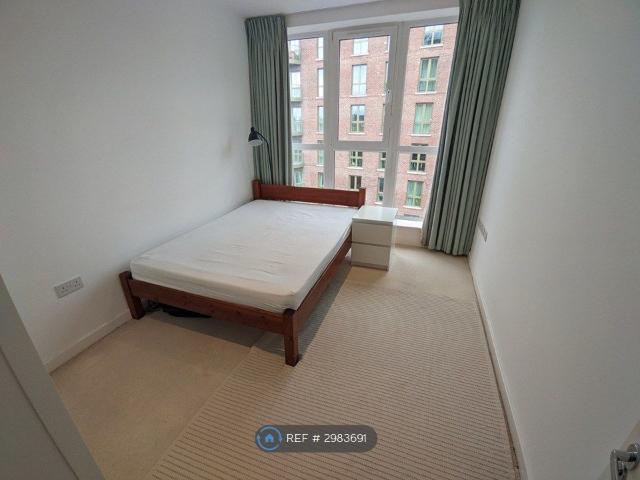 Grayston House, London SE3, Room to rent, £900 pcm | PrimeLocation