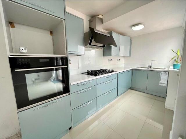 Grayswood Avenue, Coventry CV5, 3 bed property to rent, £1,200 pcm | PrimeLocation