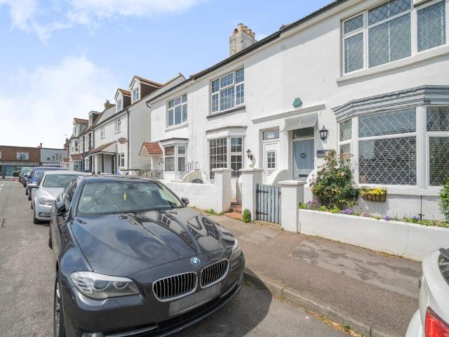 Grace Cottages, East Street, Lancing, West Sussex BN15, 2 bed detached house to rent, £1,300 pcm | PrimeLocation