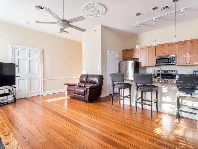 Grace St 1142 W 1 Bedroom Apartment for Rent at 1142 W Grace St, Richmond, VA 23220 The Fan