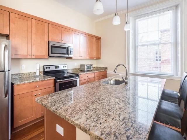 Grace St 1142 W 2 Bedroom Apartment for Rent at 1142 W Grace St, Richmond, VA 23220 The Fan