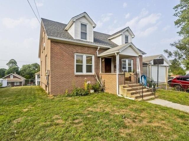 Grace St, Chicopee, Home For Sale
