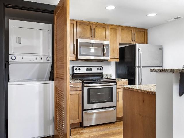 Grace Street 306 E 2 Bedroom Apartment for Rent at 306 E Grace St, Richmond, VA 23219 City Center