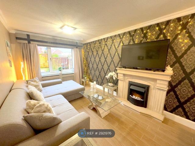 Gracemount Avenue, Edinburgh EH16, 2 bed semi detached house to rent, £1,550 pcm | PrimeLocation