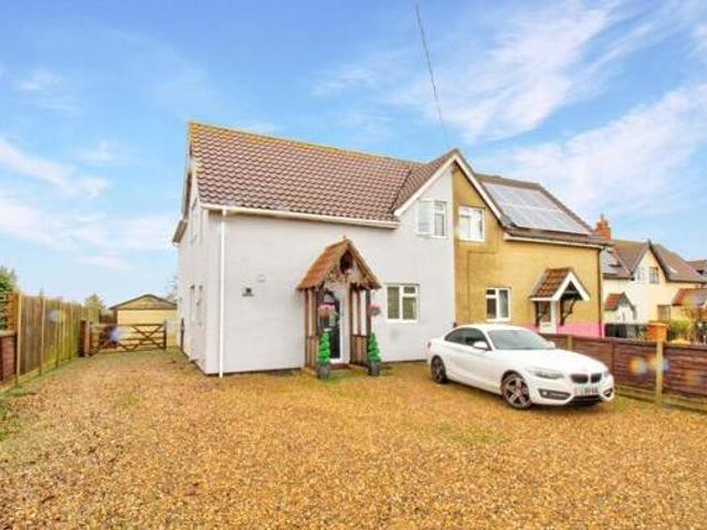 Gracechurch Street, Dedenham, 4 Bedroom Semi detached