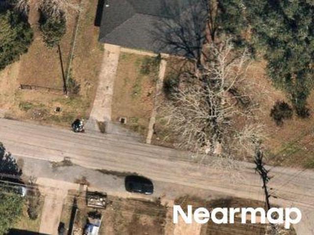 Graceland Ave