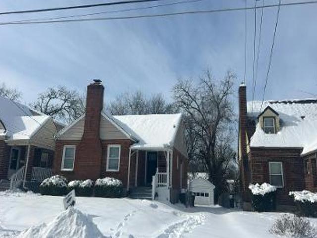 Graceland Ave