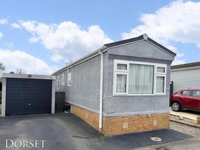 Gracelands Park, Lyndhurst Road, 1 Bedroom Park