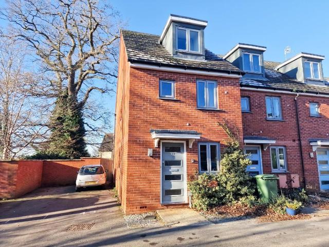 Graces Field, Stroud GL5, 3 bed property to rent, £1,400 pcm | PrimeLocation
