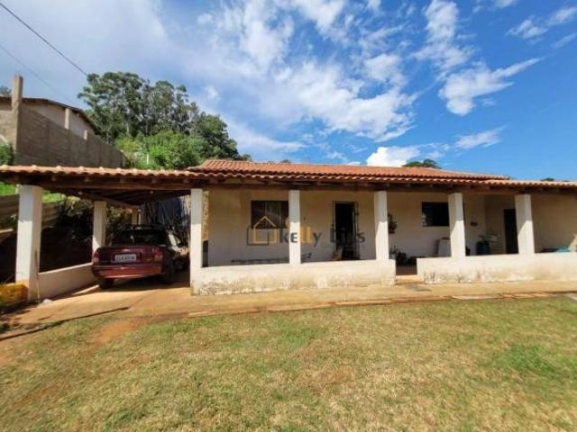 Graciosa chácara a venda em Socorro/SP, terreno com 2.000 m², pomar, linda vista, lugar tranquilo. A