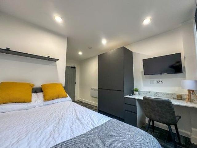 Graduation House, High Road, Nottingham NG9, Room to rent, £628 pppm | PrimeLocation