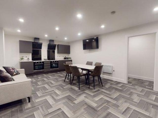 Graduation House 6 bed house share to rent £4,416 pcm £1,019 pw