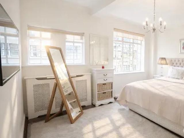 Graff, 11 Sloane Street, London, SW1X 7RJ, United Kingdom | 3 bed apartment for rent #167691776 | Rentberry