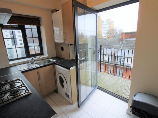 Grafton Place, Euston NW1, 3 bed flat to rent, £3,900 pcm | PrimeLocation