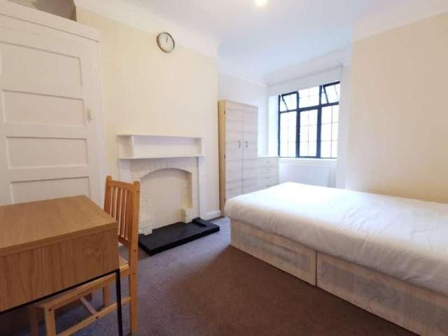 Grafton Place, London, NW1