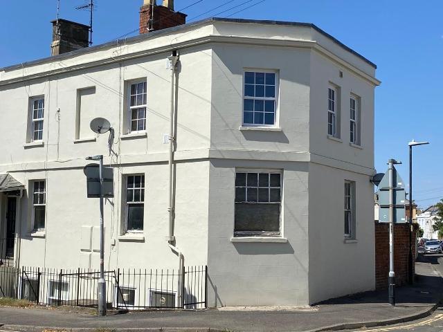 Grafton Road, Cheltenham, Glos GL50, 2 bed flat to rent, £1,275 pcm | PrimeLocation