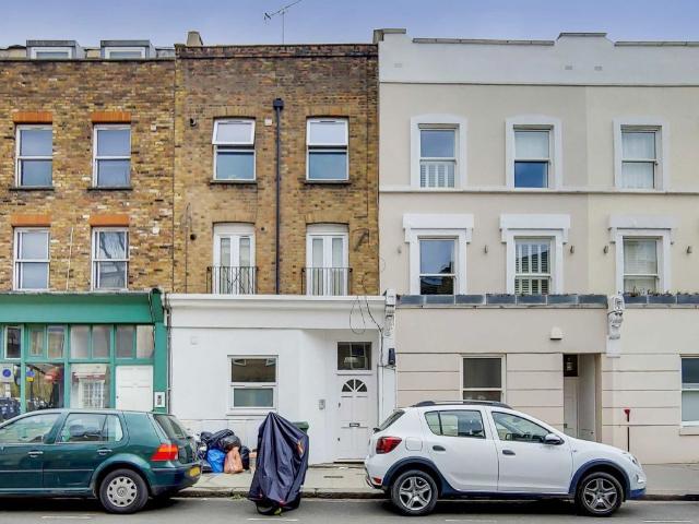 Grafton Road, Kentish Town NW5, 2 bed flat to rent, £2,200 pcm | PrimeLocation