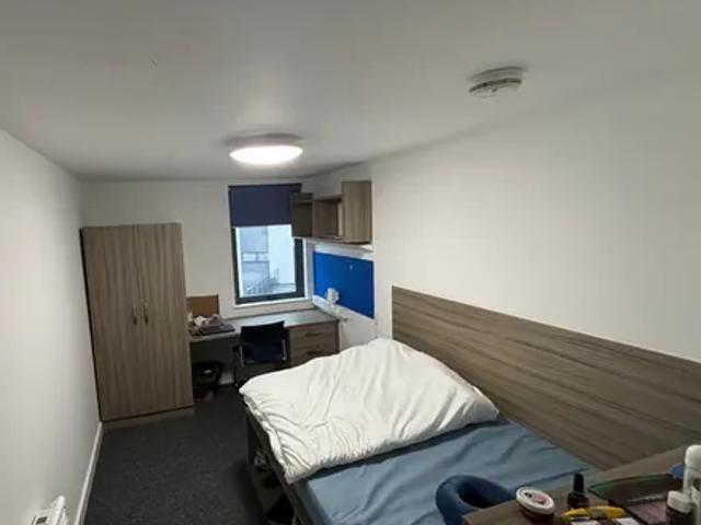 Grafton Street, Brunswick, Manchester, M13 9LJ, United Kingdom | Room for rent #136264076 | Rentberry