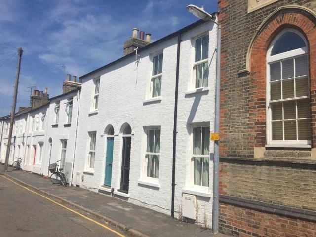 Grafton Street, Cambridge, CB1 2 bed terraced house to rent £1,850 pcm £427 pw