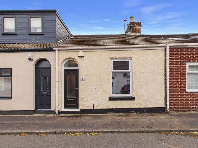 Grafton Street, Millfield, Sunderland SR4, 2 bed cottage to rent, £750 pcm | PrimeLocation