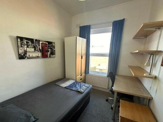Grafton Street Room,stoke, 1 Bedroom House