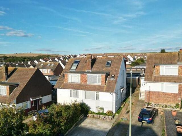 Graham Avenue, Portslade, 4 Bedroom Semi detached