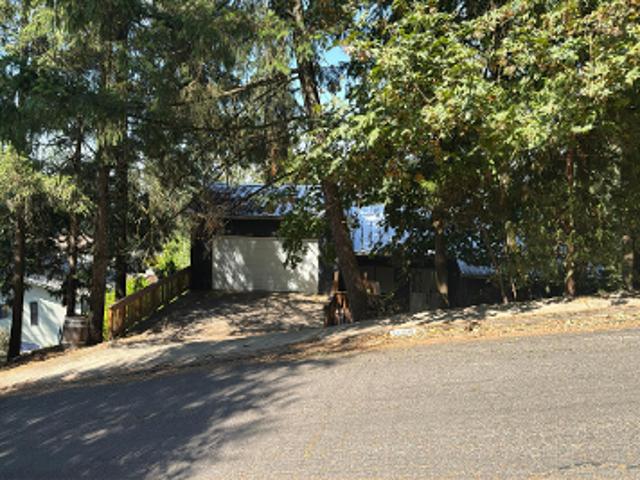 Graham Dr