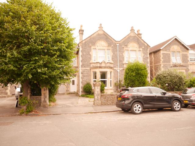 Graham Road, Weston Super Mare BS23, 3 bed flat to rent, £1,450 pcm | PrimeLocation