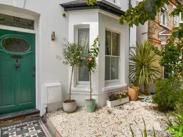 Graham Road, London, SW19 3SS, United Kingdom | 6 bed townhouse for rent #166828442 | Rentberry
