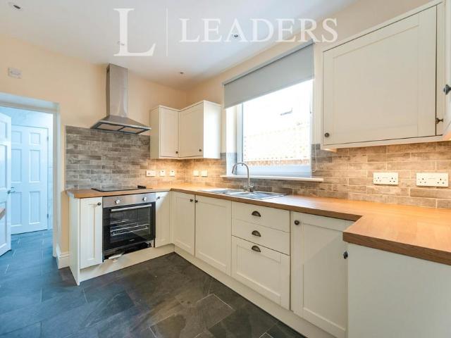 Graham Road, Southsea, PO4 3 bed terraced house to rent £1,525 pcm £352 pw