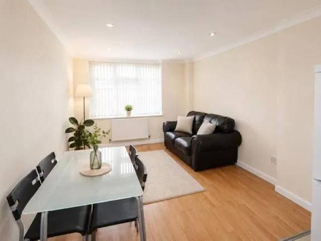 Grahamsley Street NE8, 2 bed flat to rent, £850 pcm | PrimeLocation