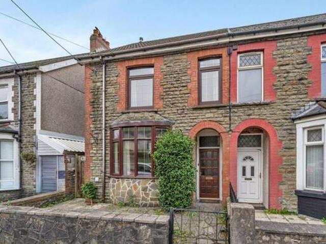Graig Y Fedw, Abertridwr, 3 Bedroom Semi detached