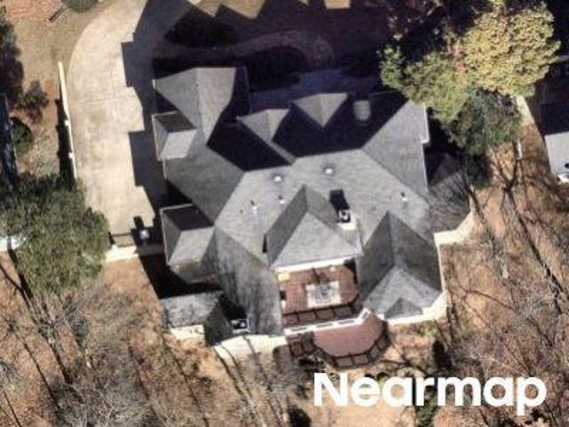 Gramercy Dr NE