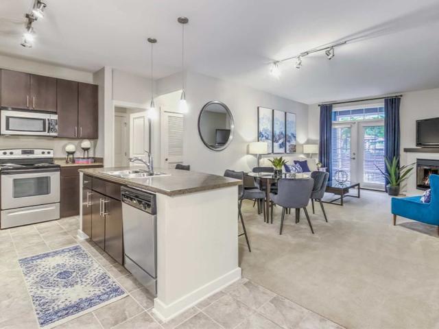 Gramercy Square at Ayrsley 3 Bedroom Apartment for Rent at 3201 Windshire Ln, Charlotte, NC 28273