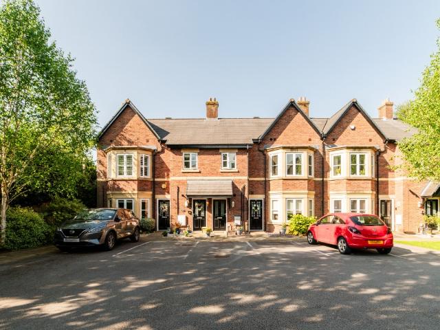 Grammar School Court, Ormskirk To Let £1,100 PCM