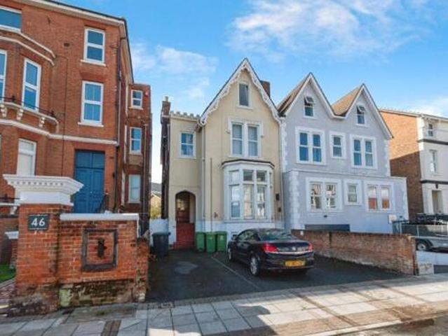 Granada Road, Southsea, 2 Bedroom Flat