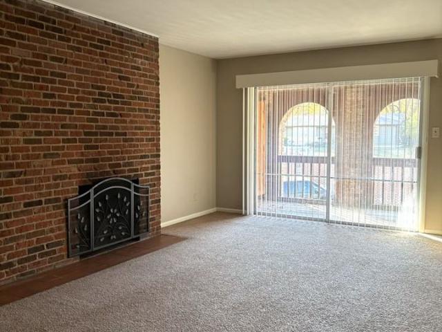 Granada 2 Bedroom Apartment for Rent at 1414 Sw 27th St, Topeka, KS 66611 Quinton Heights