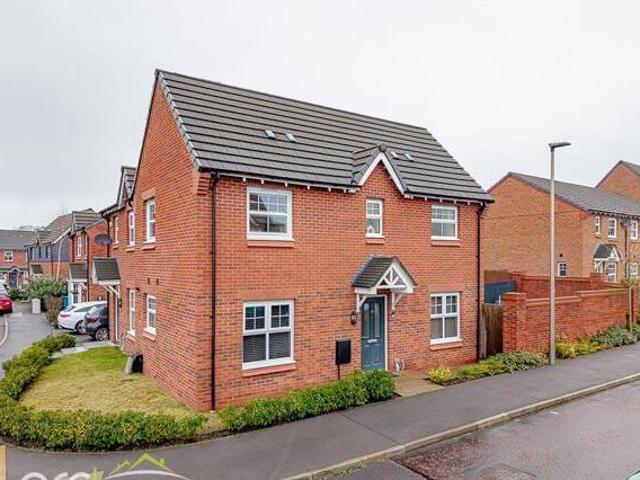Granary Square, Aspull, 3 Bedroom Semi detached
