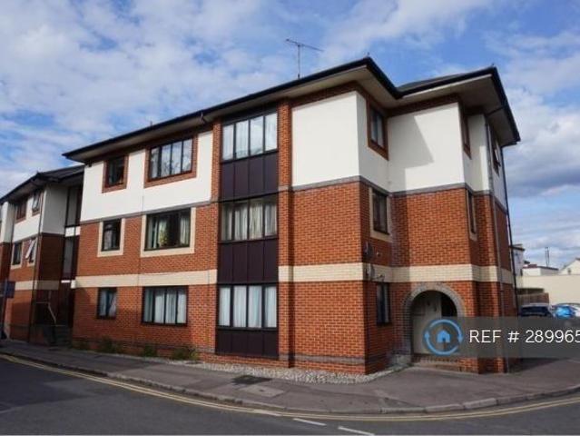 Granby Court, Reading, RG1 1 bed flat to rent £1,195 pcm £276 pw