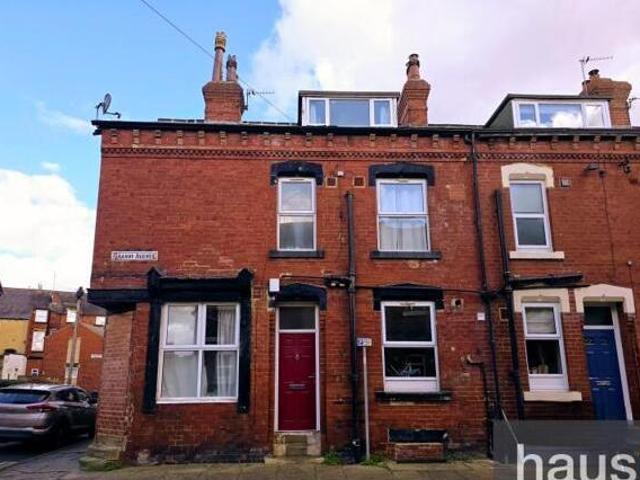 Granby Avenue, Headingley, 4 Bedroom End