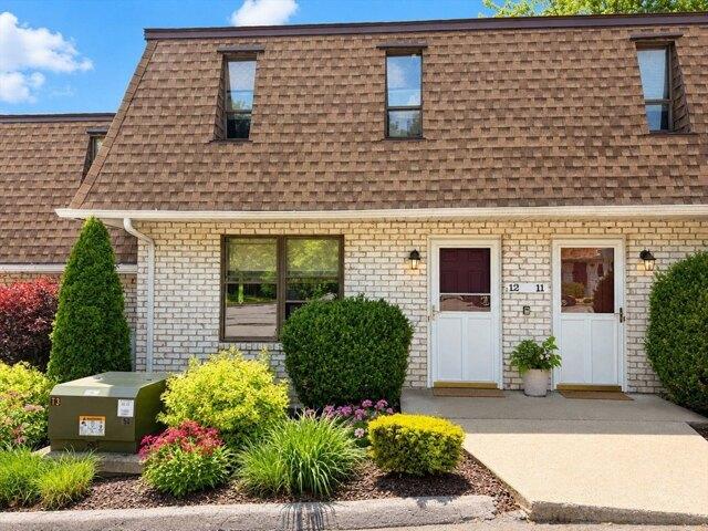 Granby Hts Unit,granby, Condo For Sale