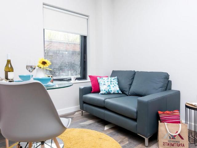 Granby Row, Manchester M1 1 bed apartment to rent £1,374 pcm £317 pw