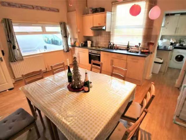 Granby Road, Headingley, Leeds, LS6 3AS 5 bed terraced house t.