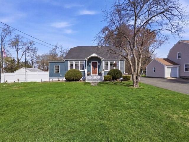 Granby Rd, South Hadley, Home For Sale