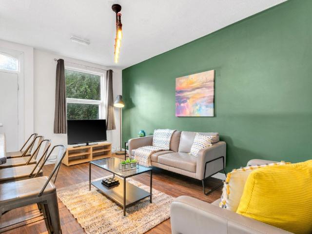 Granby Terrace, Leeds LS6, Room to rent, £585 pppm | PrimeLocation