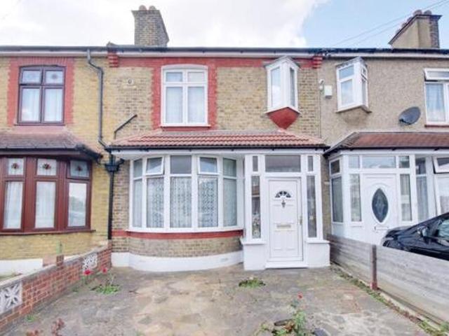 Grangewood Avenue, Rainham, 3 Bedroom Terraced