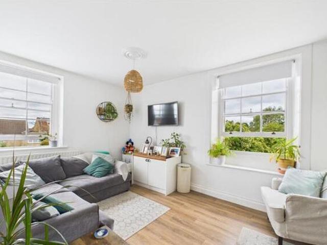 Grange Court, Hanham, 1 Bedroom Flat