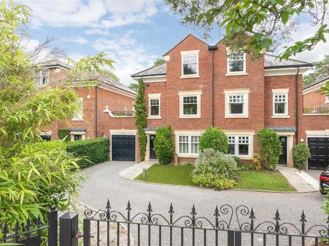 Grange Court, Old Avenue, Weybridge KT13, 4 bed semi detached house to rent, £4,400 pcm | PrimeLocation