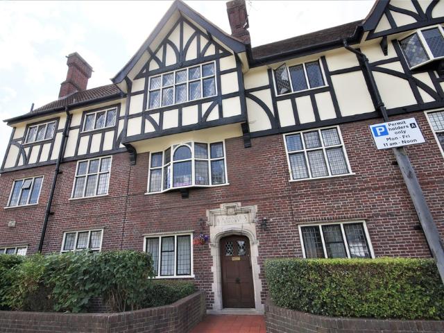 Grange Court, Pinner, HA5