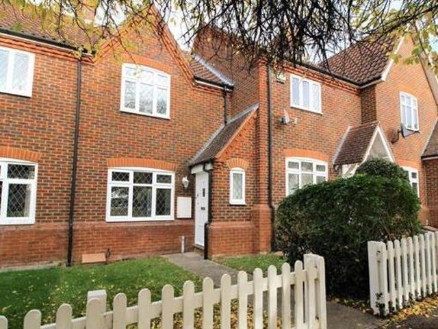 Grange Close, Oakley, 2 Bedroom Terraced
